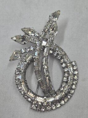 Jay Kel | Jewelry | Jey Kel Original Pin Back Brooch And Clip On ...